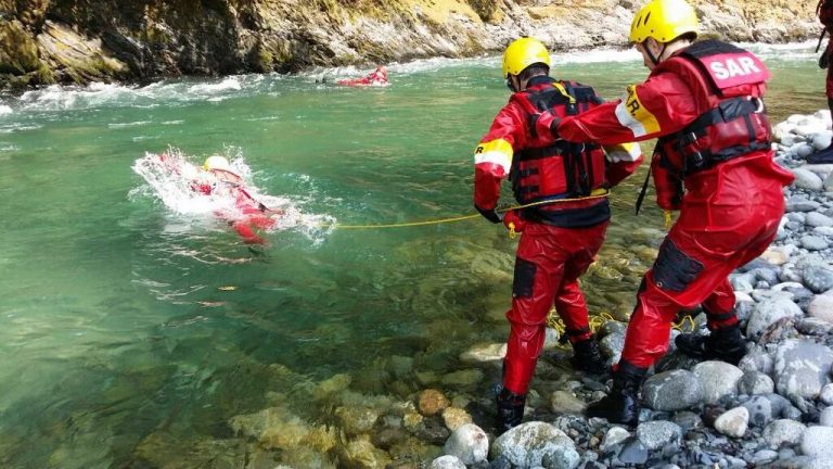 Flood Response & Swiftwater - South Fraser Search and Rescue